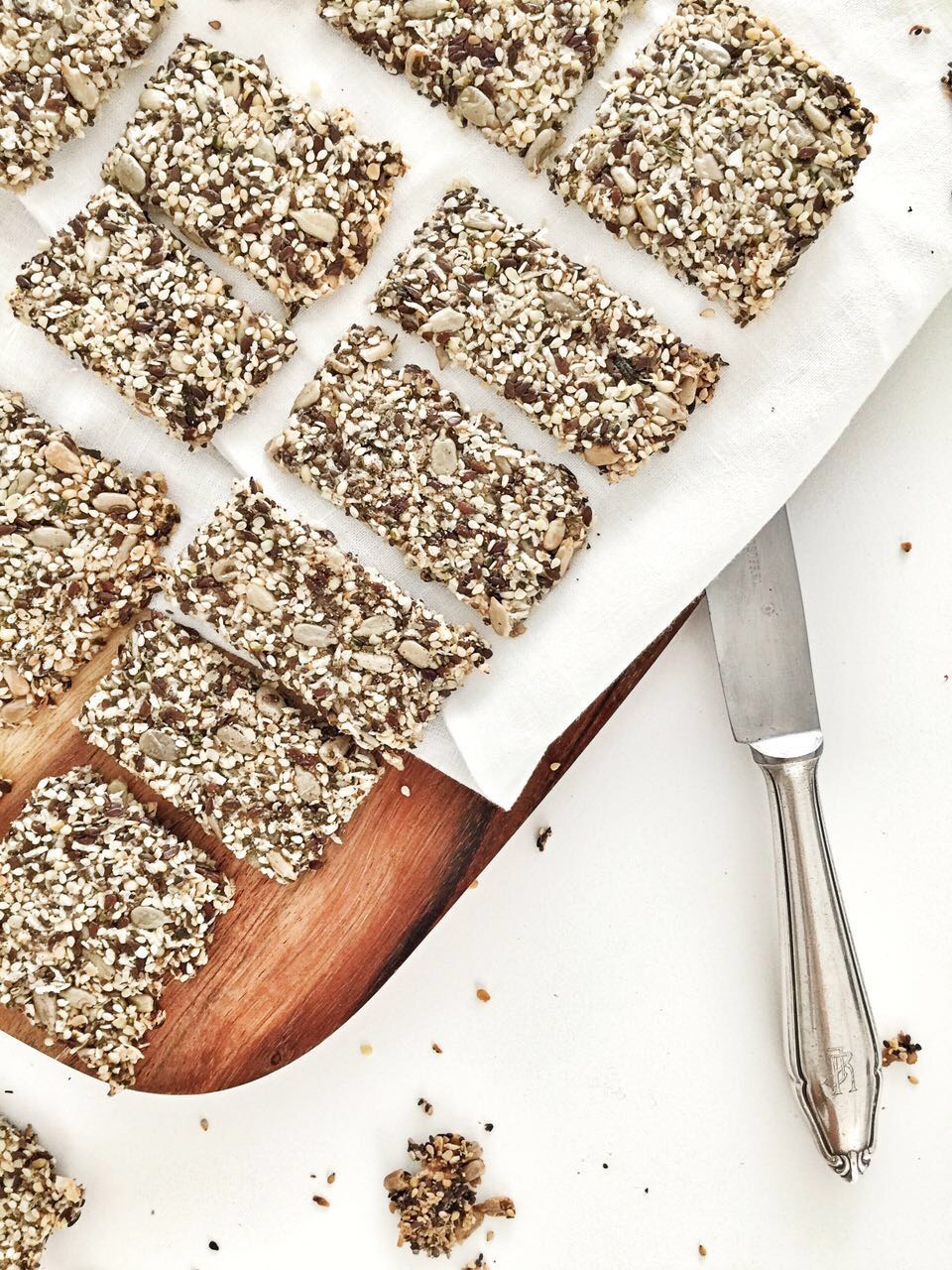Gluten Free Multi Seeds Crackers - Live and Taste