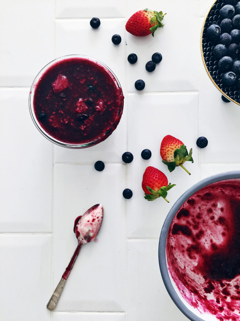 Three Berries Compote Recipe Without Sugar - Live and Taste