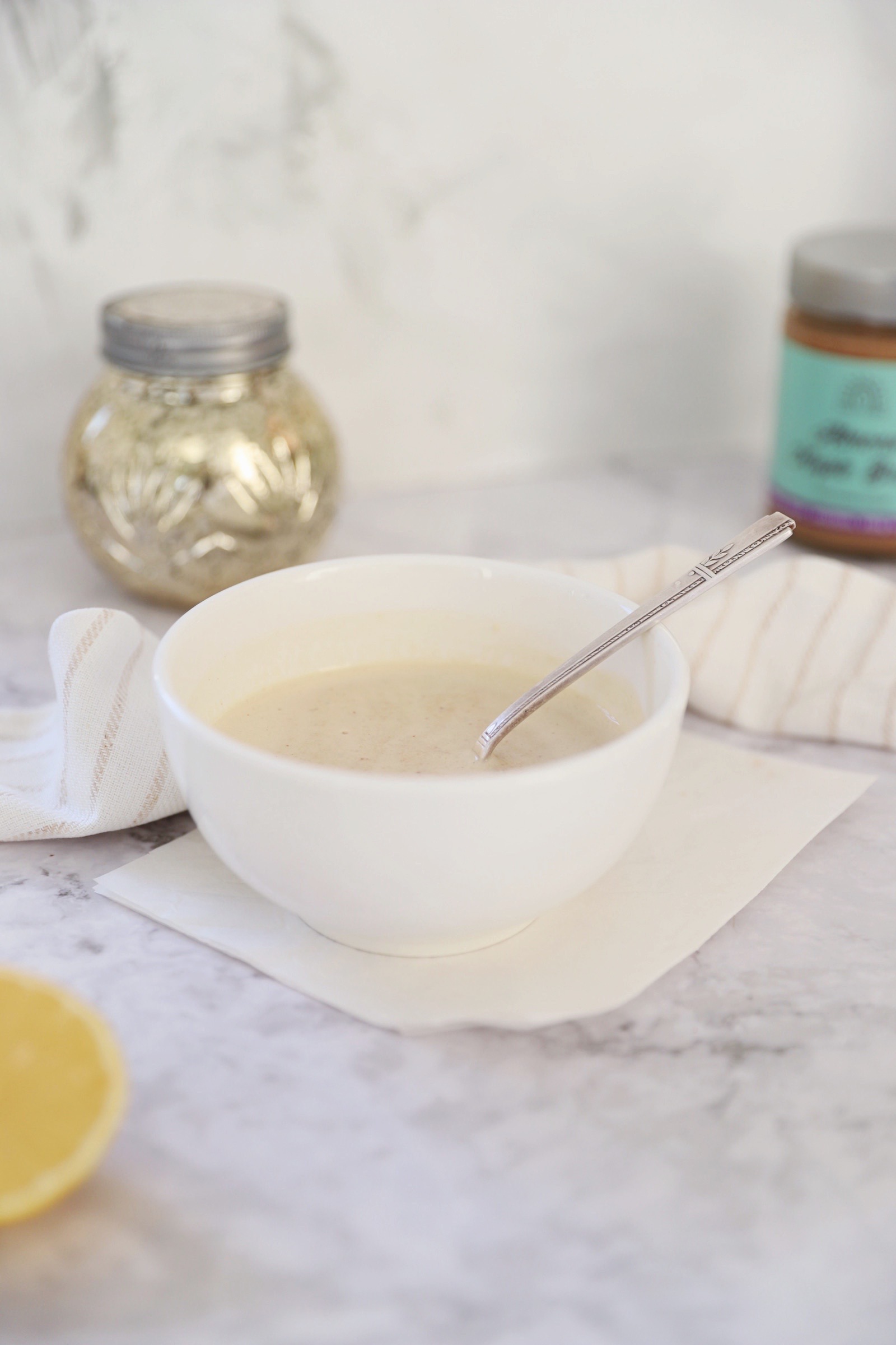 Unexpected Vegan Sauce : Creamy Celery Almond Dressing - Live and Taste