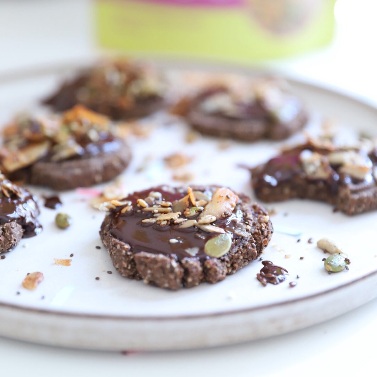 Crunchy Cookies With Chia Seeds - Live and Taste